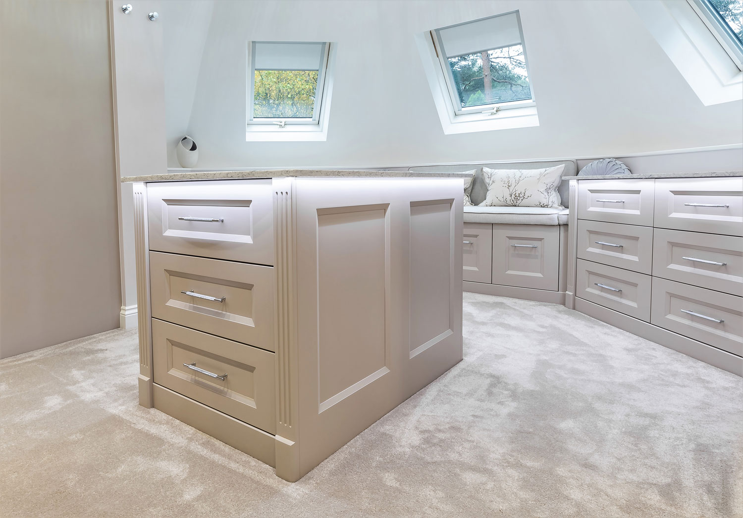 Fitted Bedroom Furniture | Bespoke Wardrobes | Custom Furniture