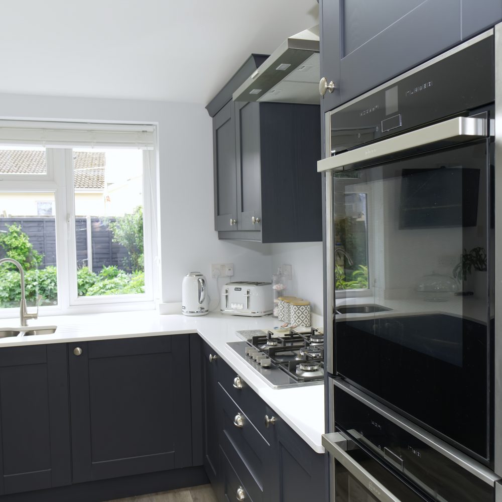 Midnight Blue Shaker Kitchen – New Image Tiles